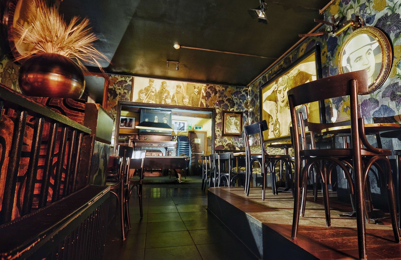 Top 5 best bars for live music